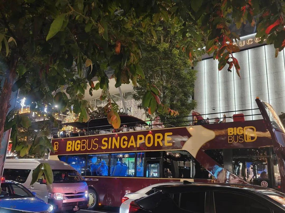 “在新国立，绩点3.2才能毕业。”上课听不懂、连环提问......985学姐入读NUS后，被学业压力累麻了。 - 知乎