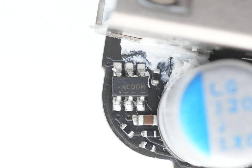 拆解报告：Apple苹果12W USB-A充电器A2167 - 知乎