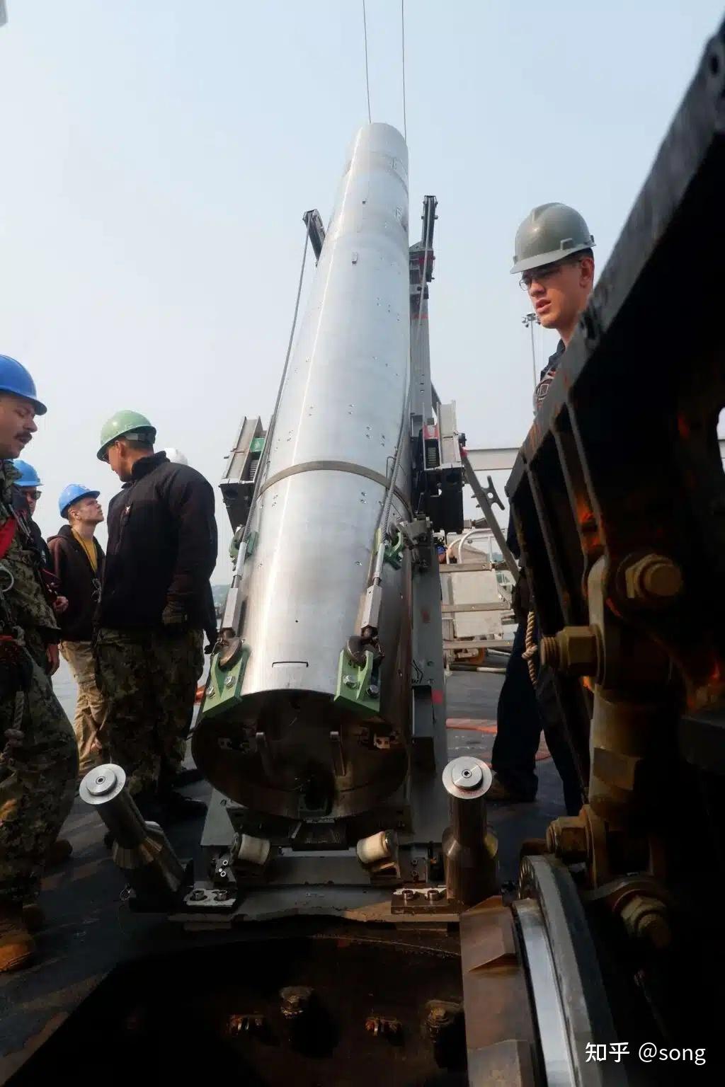 US Navy Conducts 2nd UUV Launch And Recovery Test From Submarine-13 Dec ...