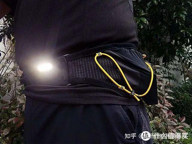 更轻、更舒适：奈特科尔UT05腰灯&BLT10越野跑腰包评测