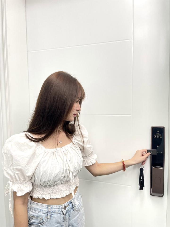 TCL 3D人脸识别智能锁X7体验：金融级安全性能，秒刷识别 - 知乎
