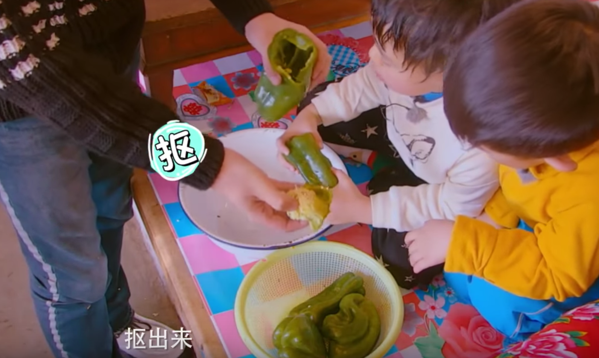 跟着爸爸做家务 《爸爸去哪儿》的家务活示范 知乎