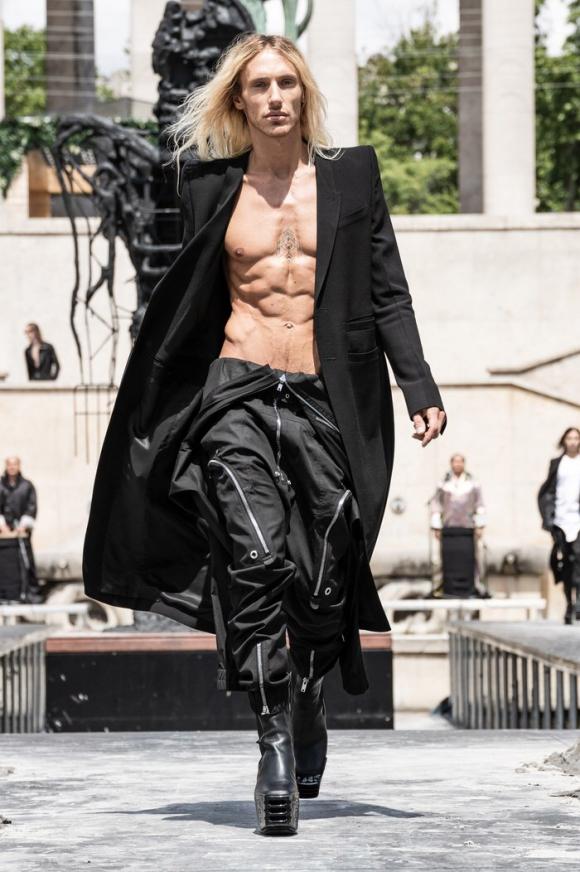 你怎么还在穿Rick Owens?是热爱吗？ - 知乎