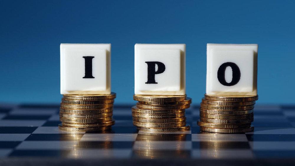 三年进账17亿，160种诱人香料撑起一个IPO - 知乎