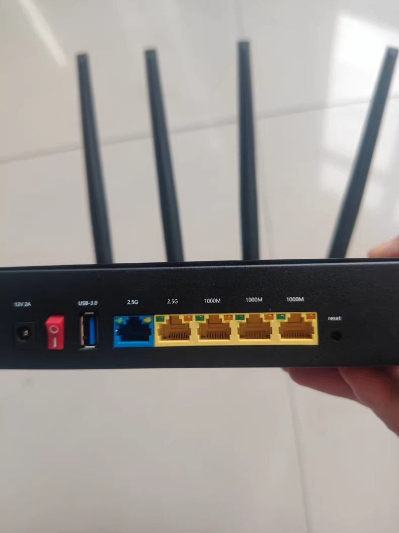 盘点支持刷机的路由器大全2025（Padavan/OpenWrt/梅林固件） - 知乎