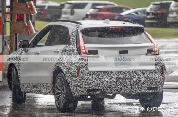 中期改款凯迪拉克XT4，换双联屏内饰，销量有望了？ - 知乎