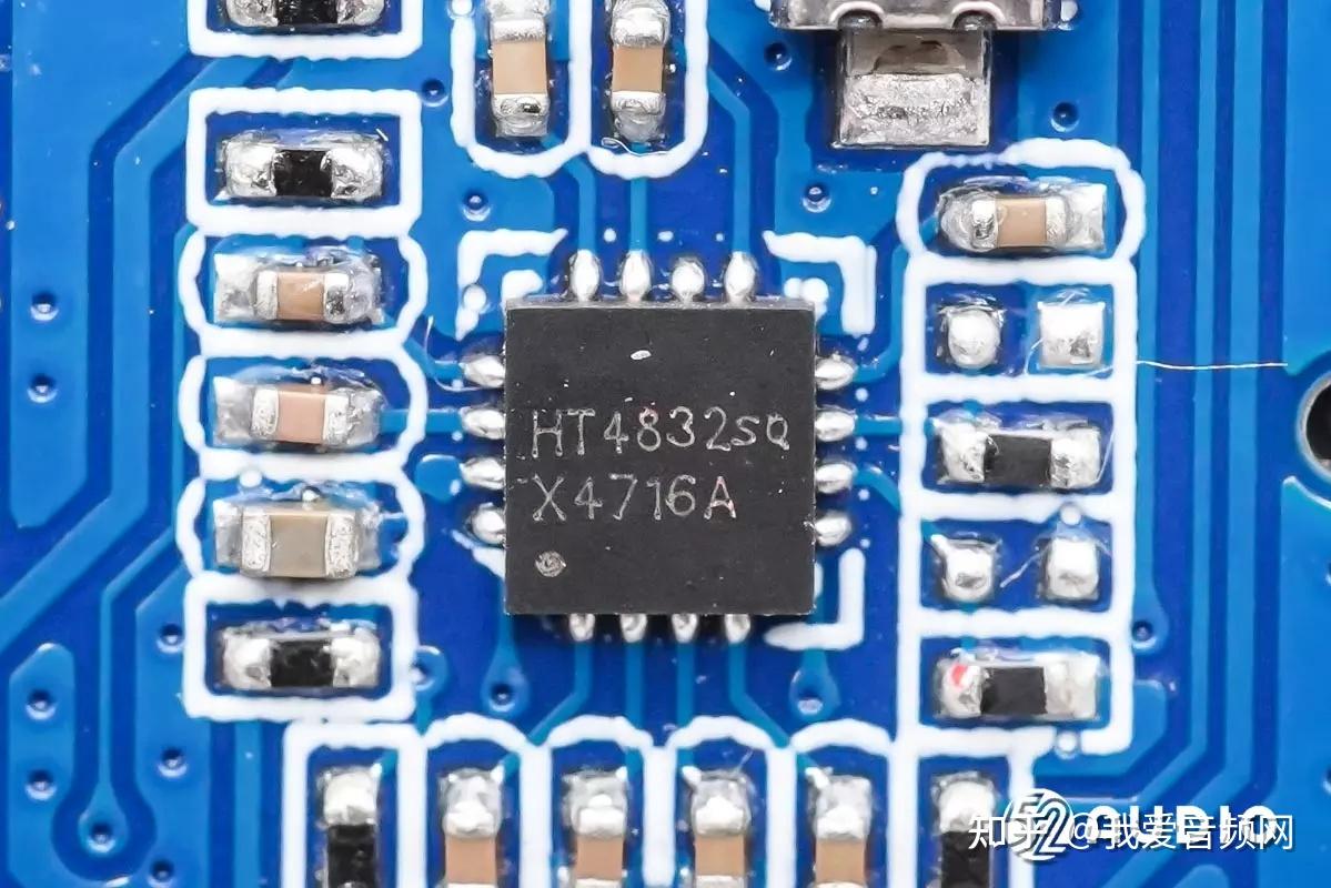 内置双DSP芯片，支持10种K歌音效，唱吧K歌宝 歌唱家D10麦克风拆解 - 知乎