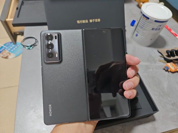 荣耀Magic V2（荣耀magicv2）怎么样？体验半月优缺点评测 - 知乎