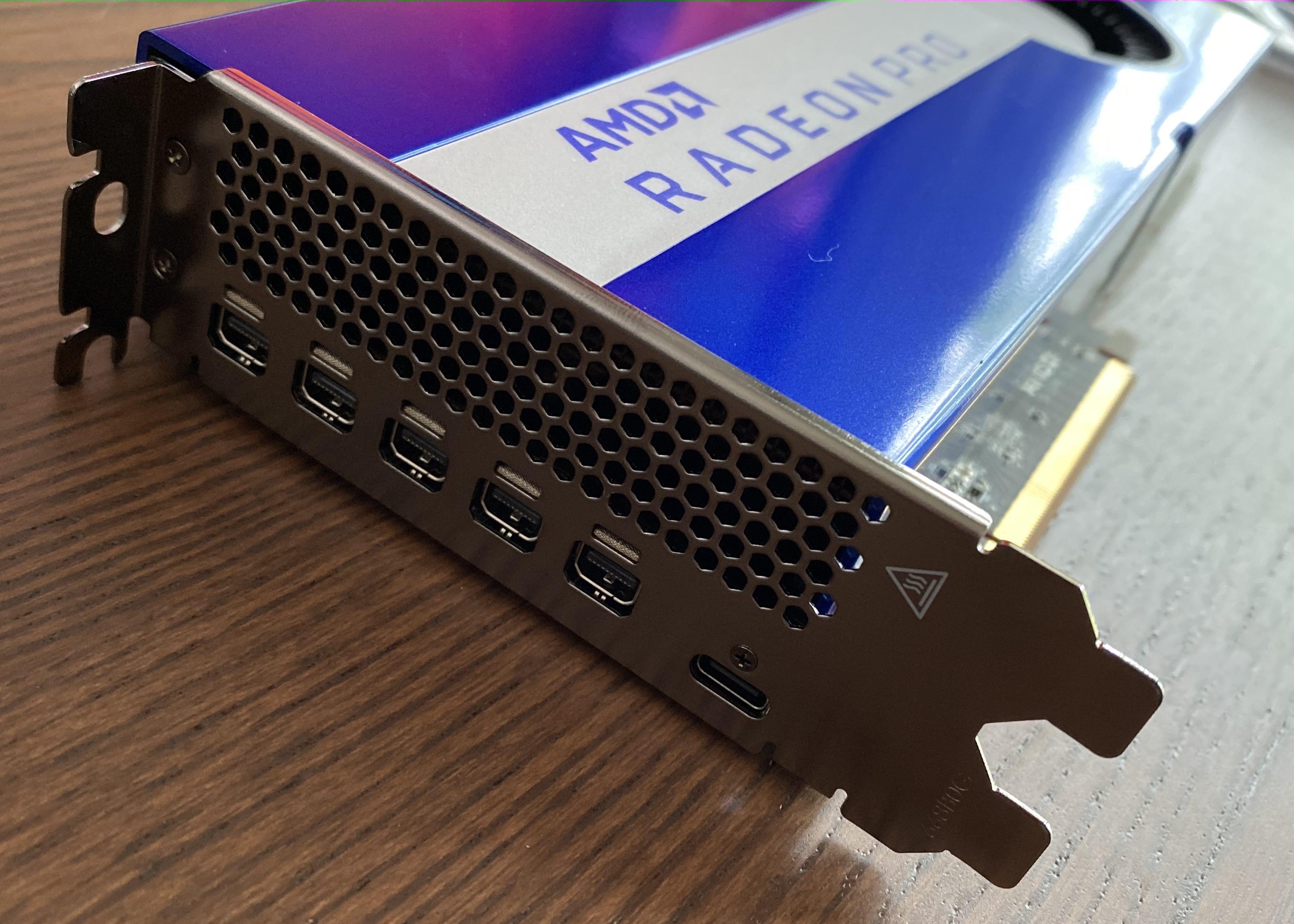 如何评价 MacBook Pro 16 寸新增的 Radeon Pro 5600M 独立显卡选配项？ - 知乎