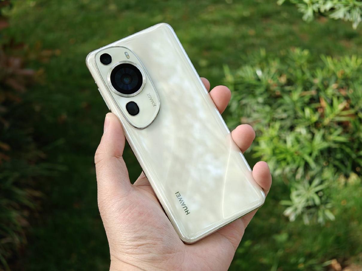 华为P60 Art上手体验：外观颠覆传统美学