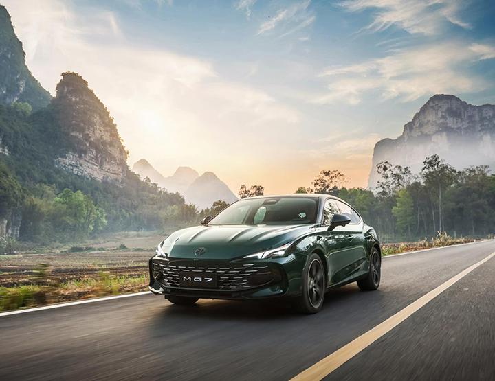 MG掀桌子了！20万内最强2.0T 要做运动轿跑标杆？ - 知乎