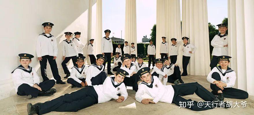 在2023年维也纳新年音乐会上献声的维也纳童声合唱团曾差点破产 知乎