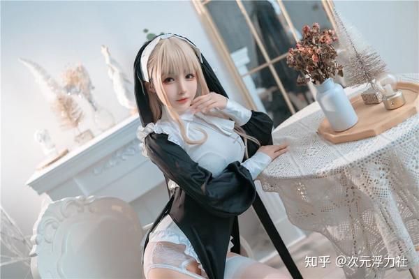 Coser圈内传奇马甲无数，网红博主桜井宁宁 知乎
