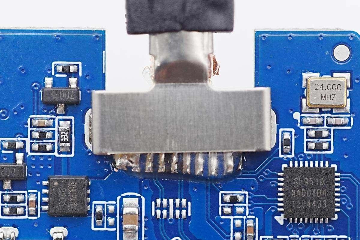 拆解报告：UGREEN绿联USB-C五合一转换器 - 知乎