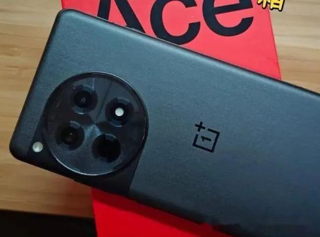 IP64防水防尘+满血骁龙8+旗舰平台，一加Ace 3：2599元超值之选！ - 知乎