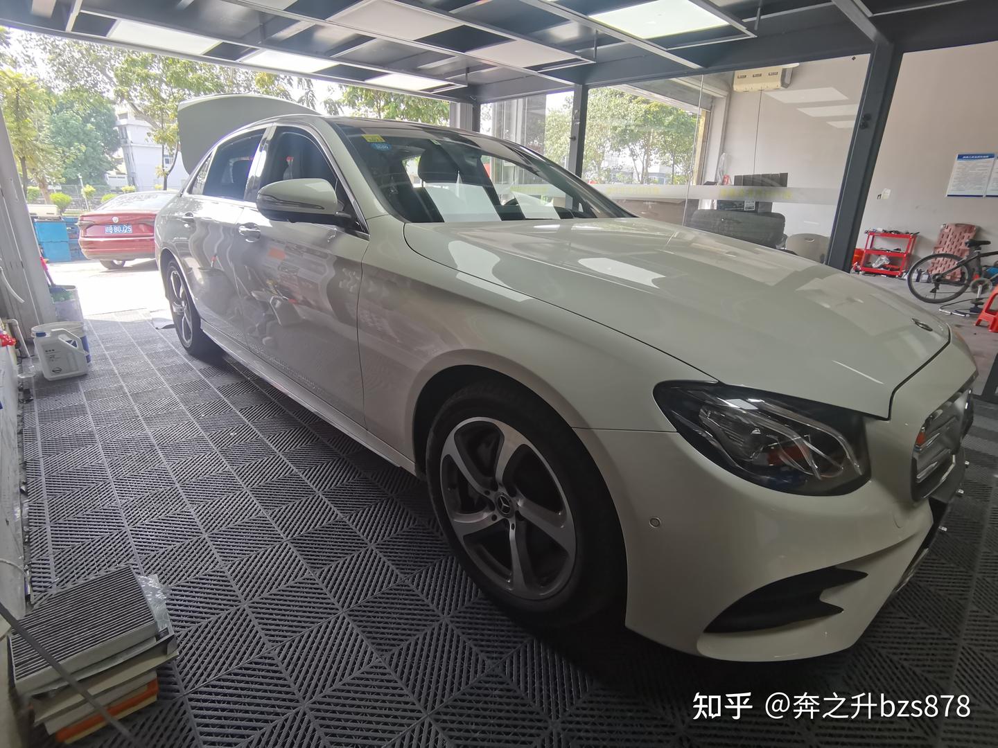 17款奔驰E300升级23p智能驾驶辅助，抬头显示HUD施工案例 - 知乎