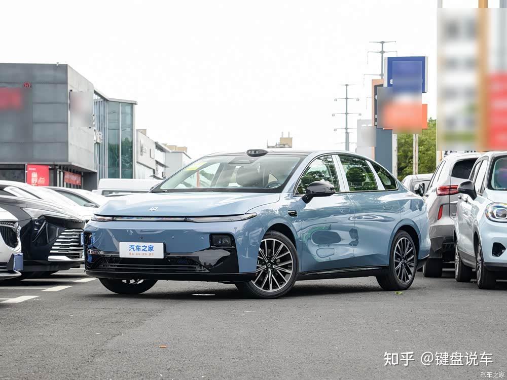 10万级纯电王炸对决！零跑B01激光雷达+后驱，真能掀翻小鹏M03？ - 知乎