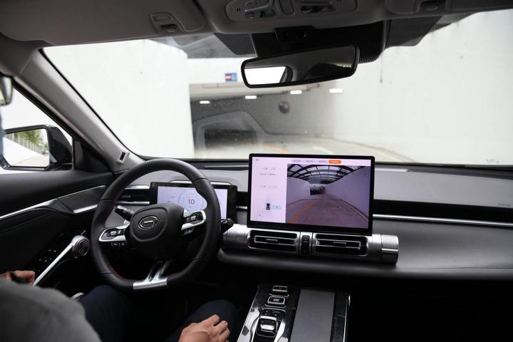 1000m记忆泊车 1711km极限续航 传祺影酷真的很酷 - 知乎