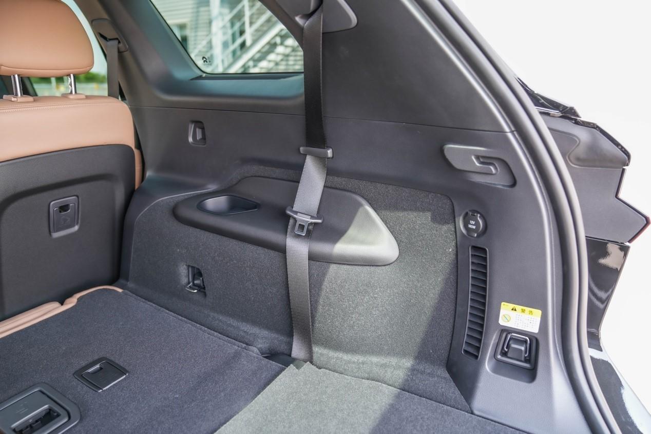 全新ES8六/七座实拍大图，所有细节一次看个够！ - 知乎