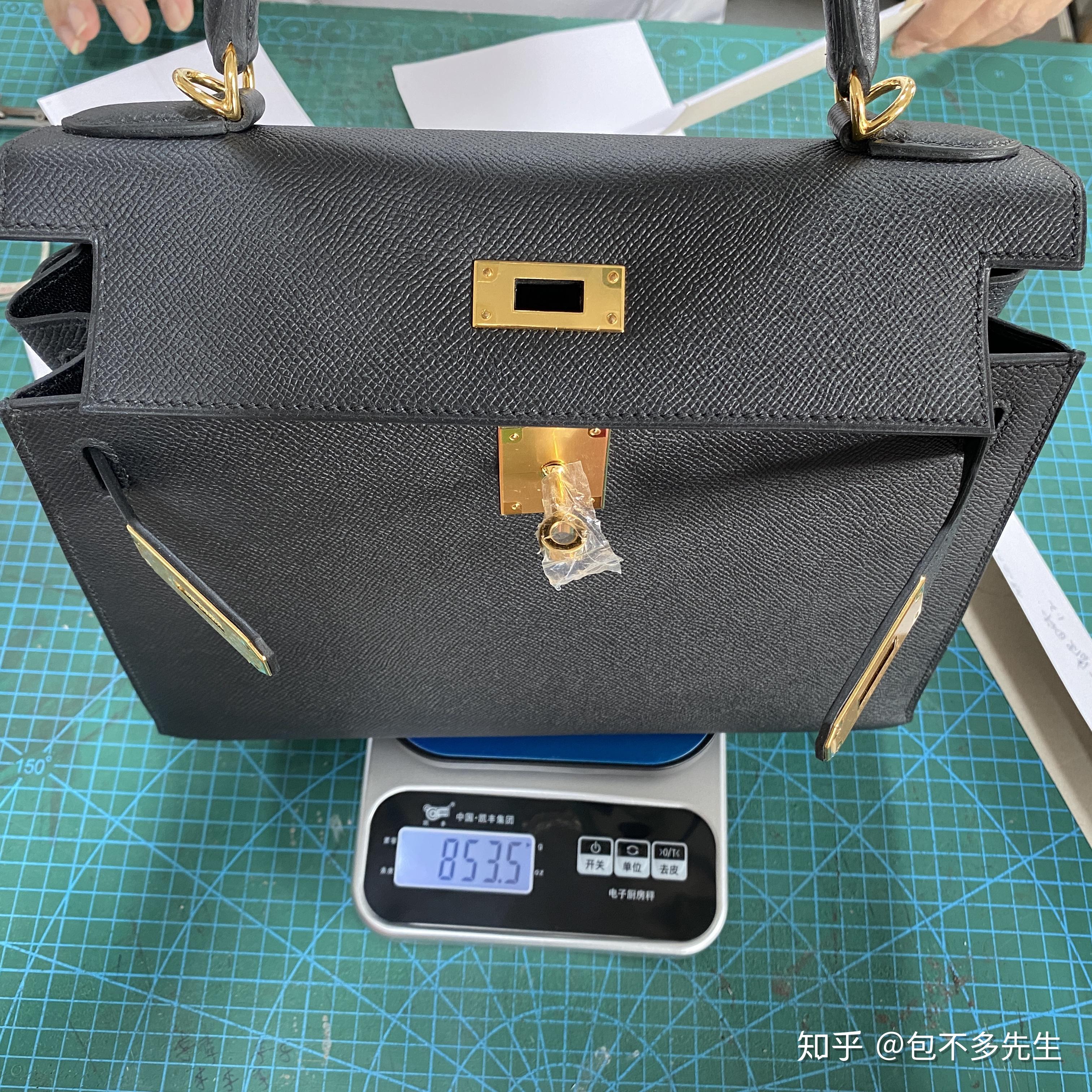 2020年新刻Kelly 28凯莉包终于同步更新。 - 知乎