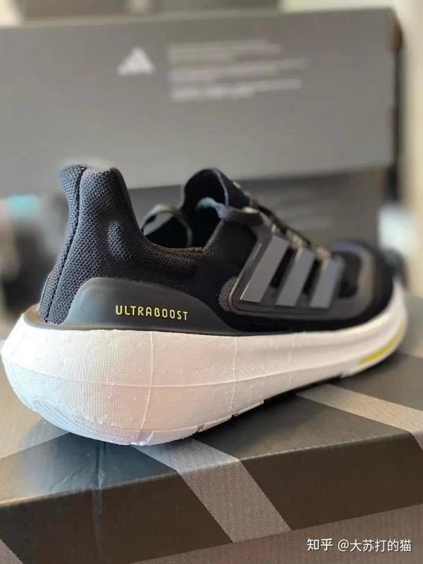 史上最轻！最新UB Light超厚boost！满满踩屎感！ - 知乎