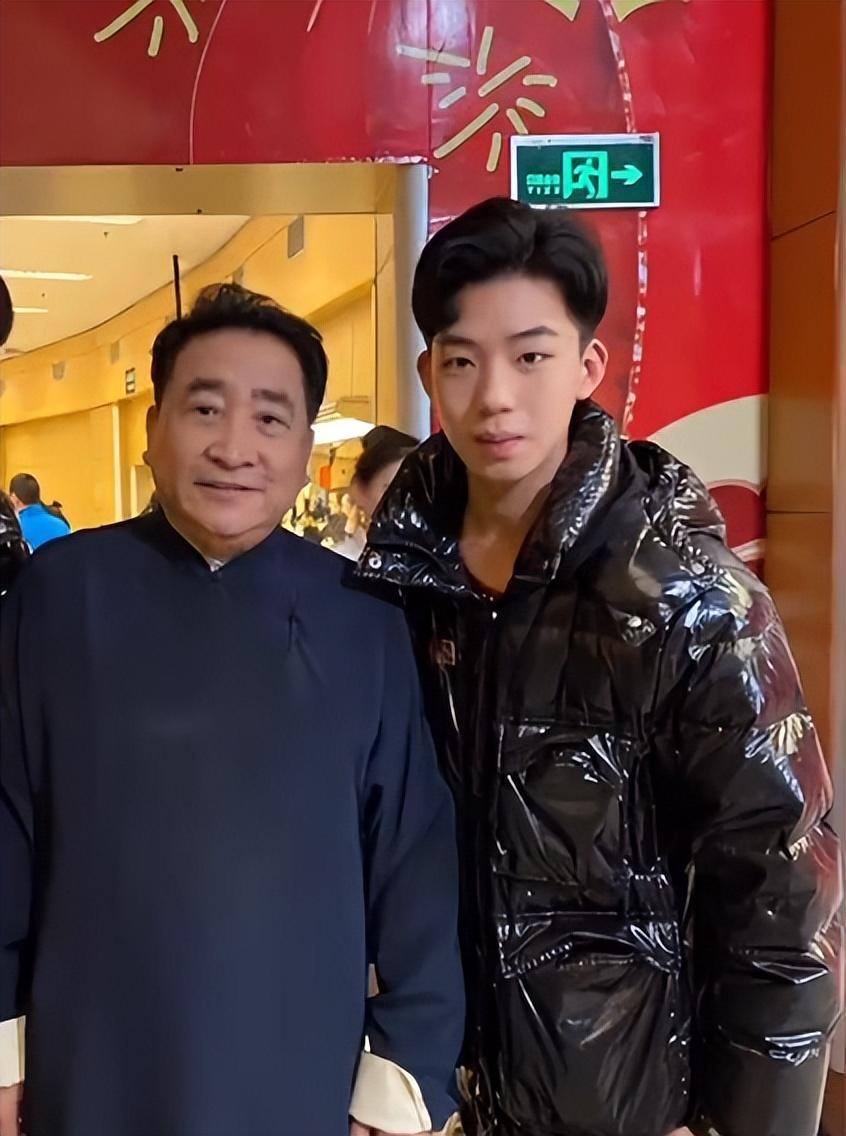 谨以此文纪念 玫瑰少年”——高彦 知乎