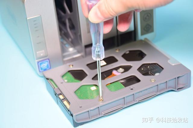 Docker挂迅雷怕坏硬盘？铁威马+希捷酷狼IHM，完美解决 - 知乎