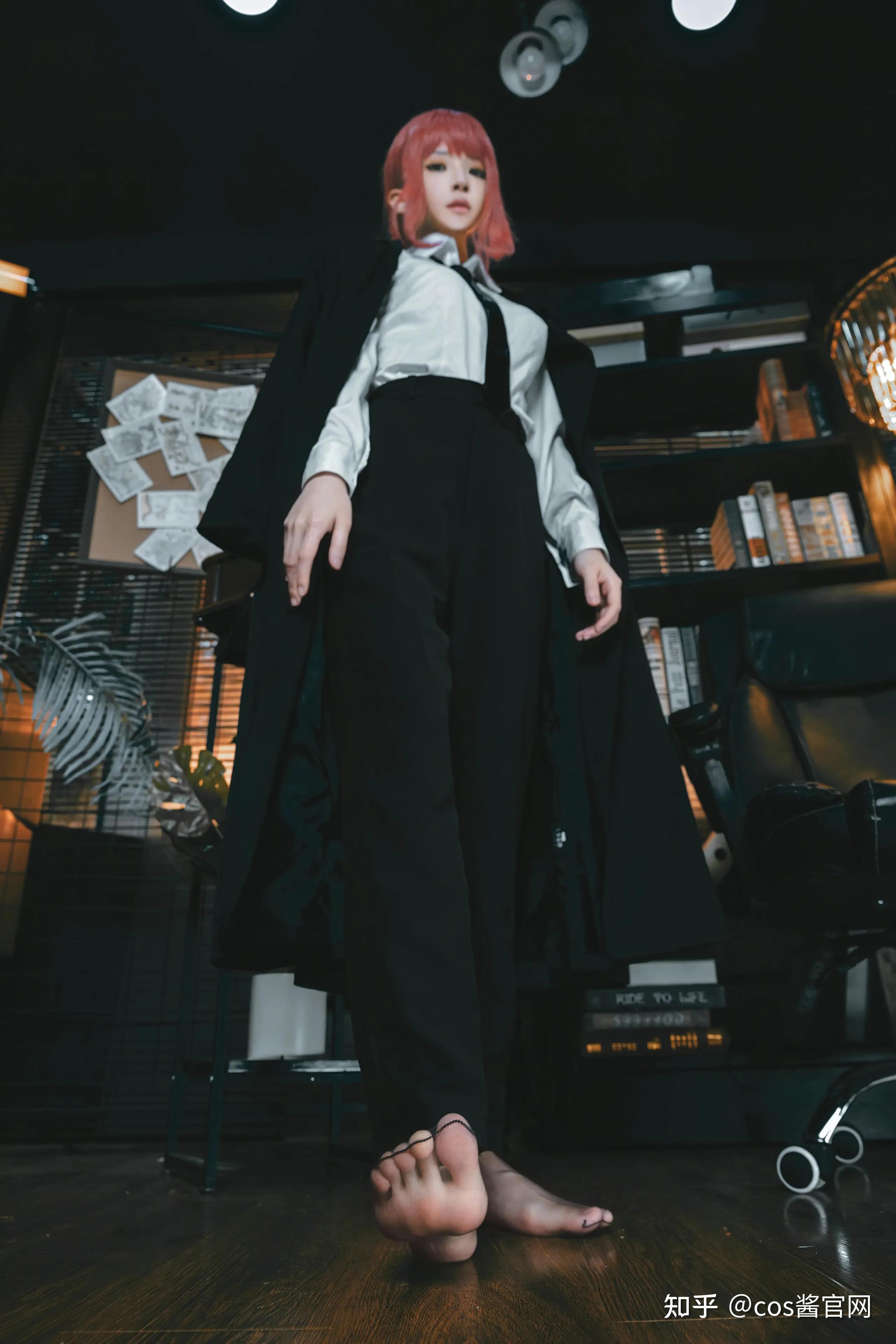 桜桃喵 - 玛奇玛 [38P-370.2 MB] - 知乎