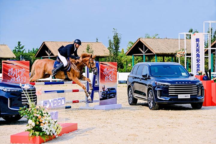 星途2025款揽月上市19.39万起，提供6座7座，搭载2.0T+爱信8AT - 知乎