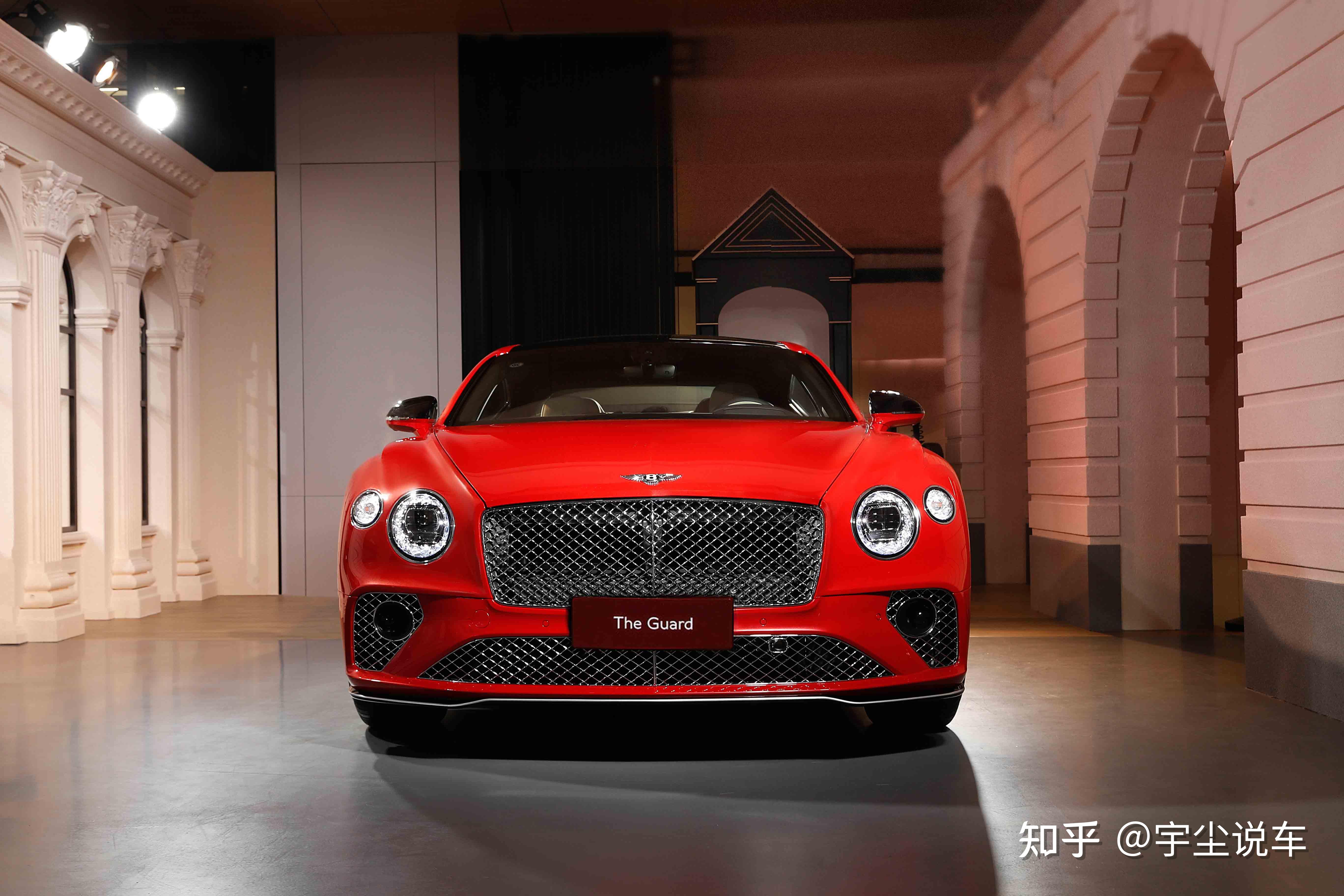 全新宾利 Mulliner Batur 发布，限量 18 台，该款车型有哪些高配置？ - 知乎