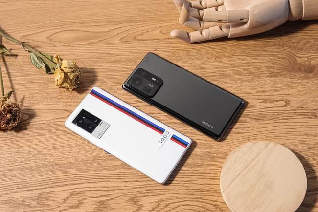 小米MIX4对比iQOO 8 Pro，王者之间的对决？ - 知乎