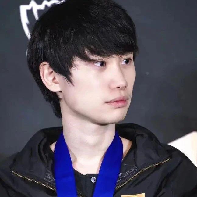 Doinb回应1年狂赚1548W，直接破防：因为没去世界赛才播得时间长 - 知乎