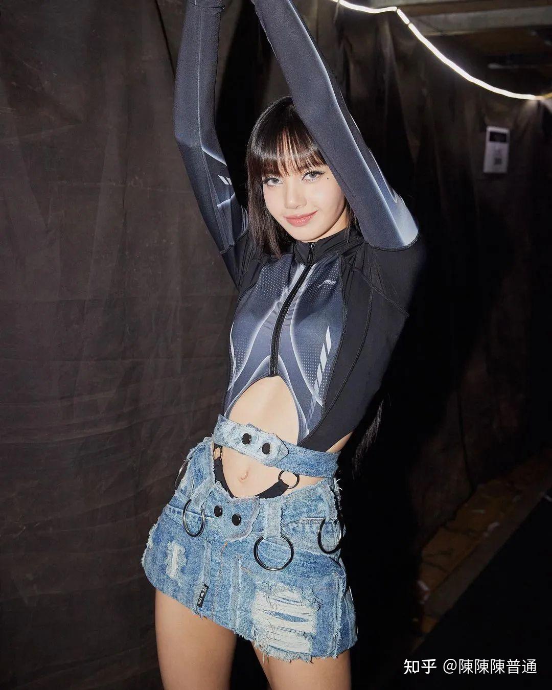 BLACKPINK最新ins图片 Lisa下楼梯绝美姿势登热搜 - 知乎