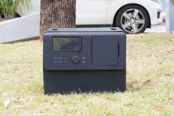 双向逆变充电，不惧严寒轻出行， winkee 户外电源 ES2100 评测 - 知乎