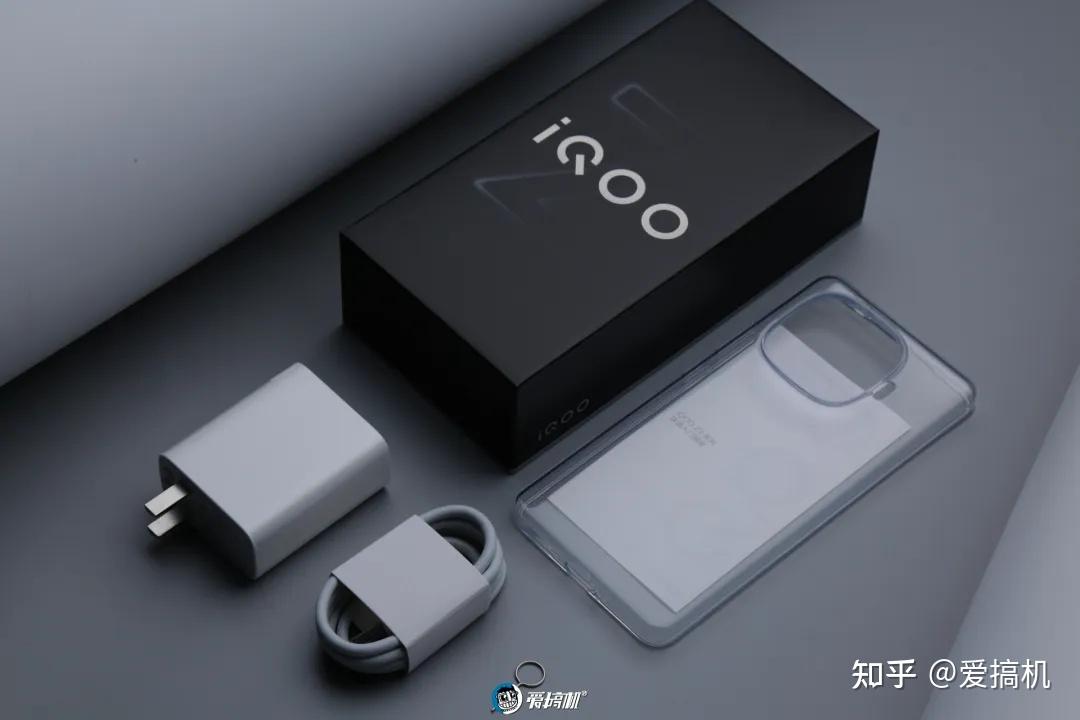 续航屠榜，iQOO Z9 Turbo评测：华星C8屏+6000mAh的骁龙8s Gen 3 - 知乎