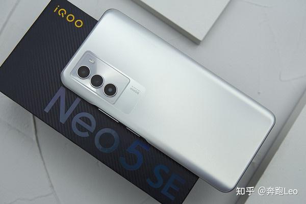 2022年iQOO手机推荐：堆料够“狠”，体验完善 - 知乎