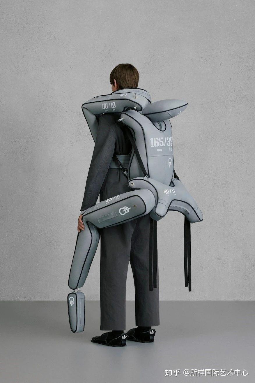 Craig Green成立十周年！从中央圣马丁初出茅庐的学生成长为英国天才的灯塔 - 知乎