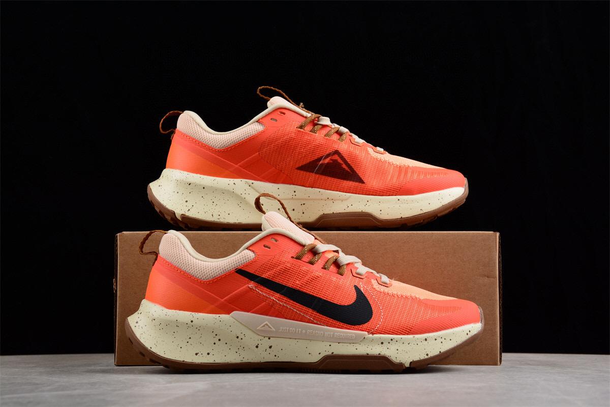 耐克飞线越野 Nike Juniper Trail 2 Nature Flywire 跑步鞋 - 知乎