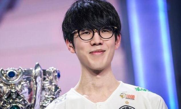 UZI复出首战BLG对IG，Theshy赛后锐评：AD没用 - 知乎