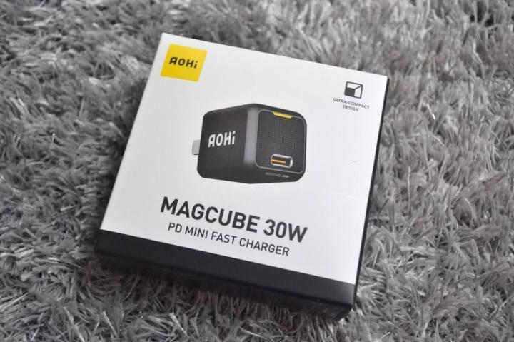 便携强劲的好物推荐：AOHI 30W微型大功率充电器 - 知乎