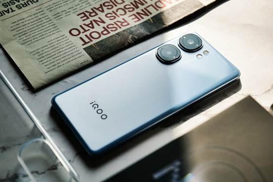 iQOO Neo9评测：年末令人满意的性能旗舰 2K最强游戏直屏手机 - 知乎