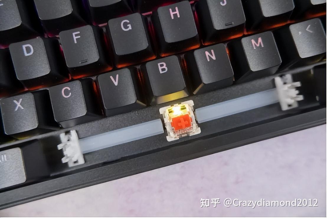 全键热插拔，可玩性更高，钛度K850彩戏师机械键盘体验