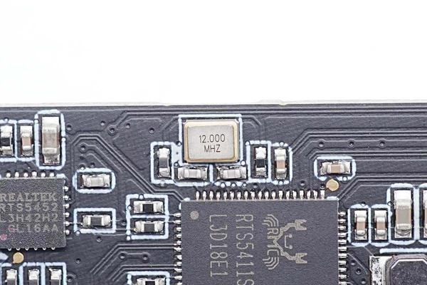 拆解报告：联想thinkplus四合一便携扩展器 - 知乎