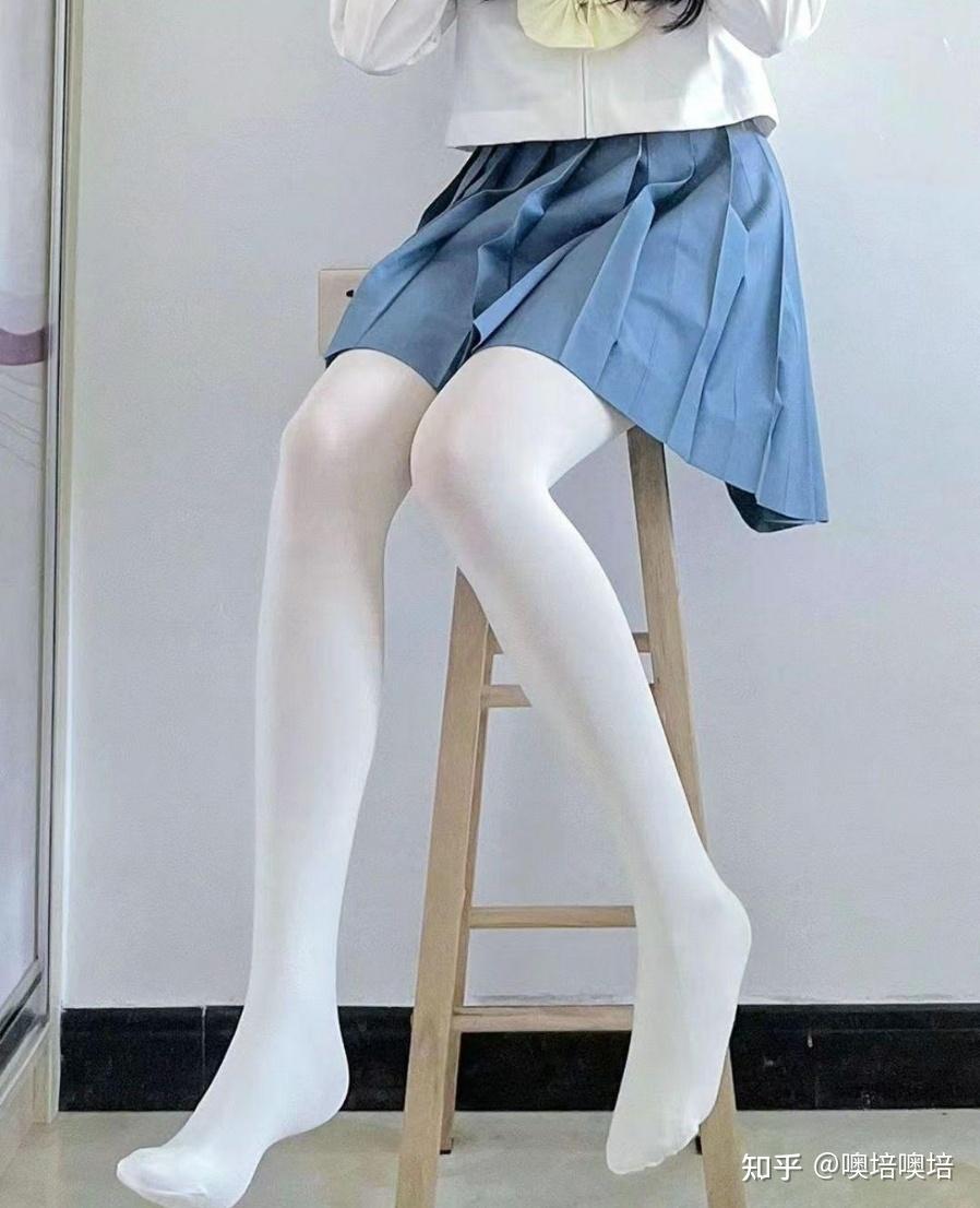 初中女生礼服要求穿白色连裤袜，到底合不合适？ 知乎