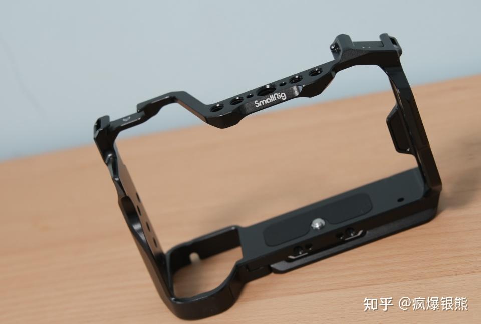 玩转索尼A7C2系列篇5：想要干活和变现，这些专业配件必须要配齐 - 知乎