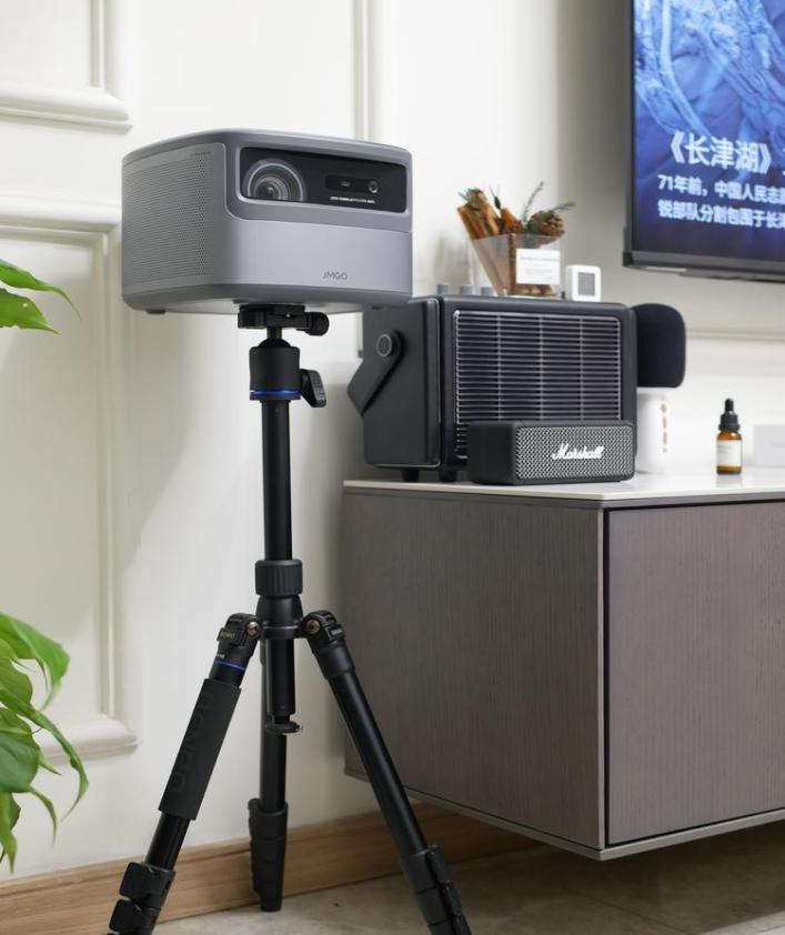 徕卡色彩体验，5000元超高性价比，坚果J10S投影仪太惊艳！ - 知乎