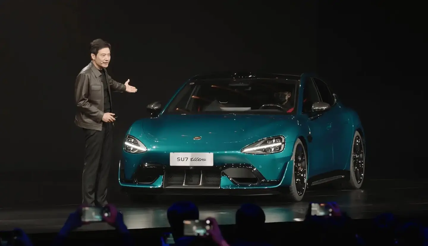 小米SU7 Ultra具体有那些配置，有什么亮点，高配和低配有哪些区别以下是小米SU7 Ultra的核心配置解析，基于公开信息整理（注：最终 ...