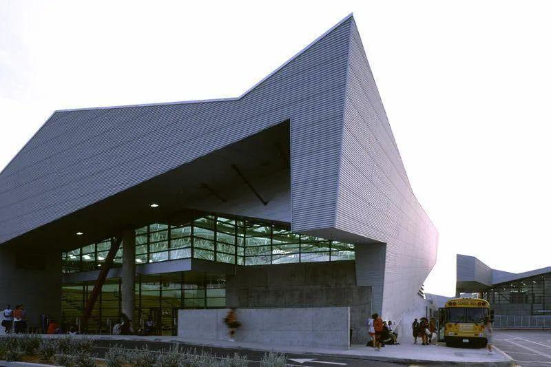 Thom Mayne 汤姆·梅恩｜【极速100x10】100个设计师的1000个项目【016】 - 知乎