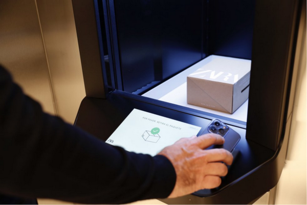 ZARA全球最大门店于西班牙广场正式开业！现场超热闹！ - 知乎