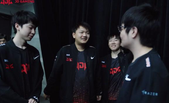 LPL季后赛：JDG要战胜RNG？Knight深夜帮助369训练，小虎要遭重了 - 知乎